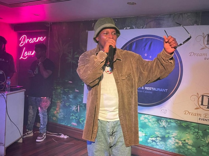 Bull Dogg yasusurukije abitabirye igitaramo yakoreye i Dubai - KT Radio ...