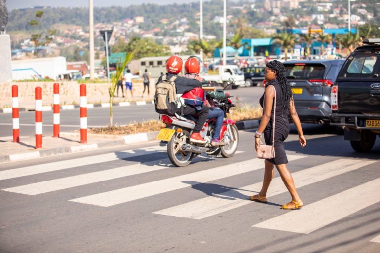 KIGALI: Abakoresha umuhanda bakanguriwe kwirinda impanuka bubahiriza ...