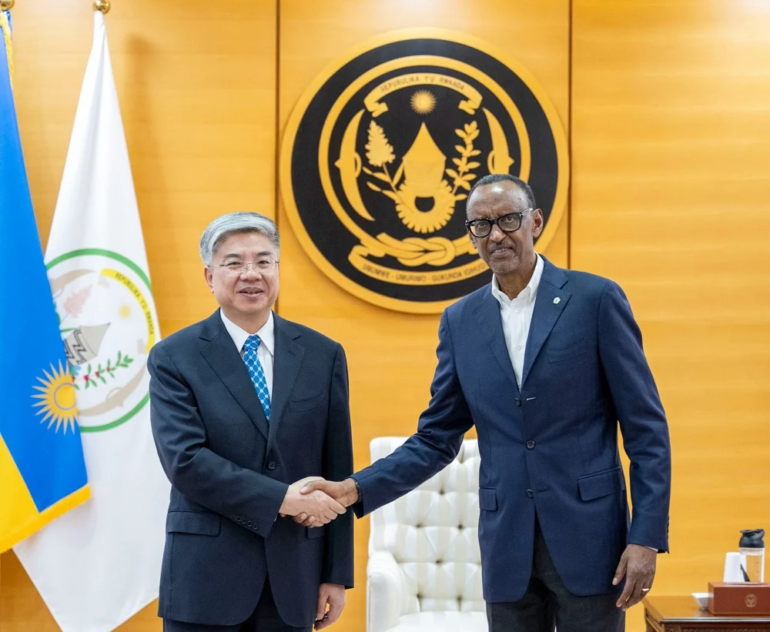 Perezida Kagame yakiriye Minisitiri w’Ubucuruzi wungirije w’u Bushinwa ...